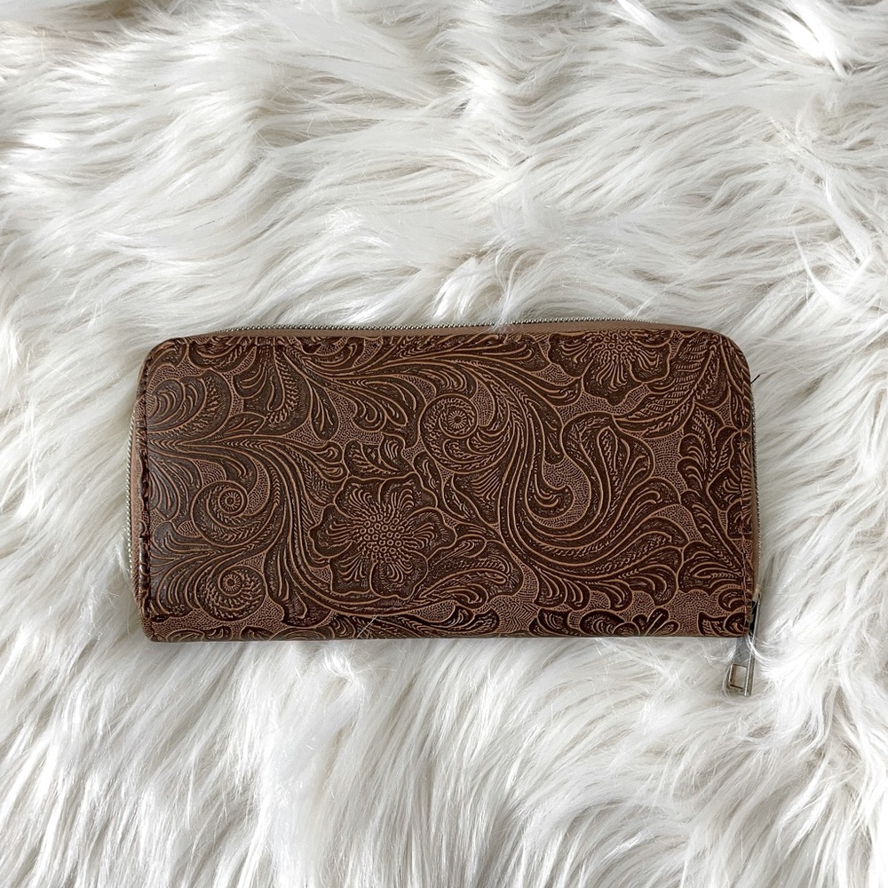 Light Brown Tooled Paisley Wallet - Gem